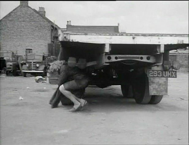 IMCDb.org: 1939 Bedford O-Type in "Gideon's Way, 1964-1967"