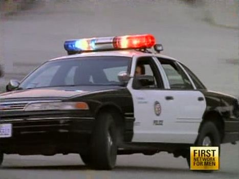 IMCDb.org: 1993 Ford Crown Victoria [P71] in "Seven Days, 1998-2001"