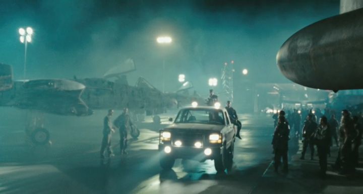 IMCDb.org: 1994 Ford Bronco XLT in "Terminator Salvation, 2009"