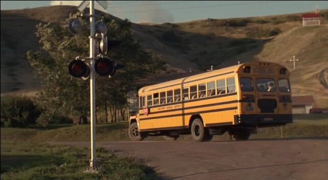 IMCDb.org: 1979 International Harvester S-Series Blue Bird in "Skipped ...