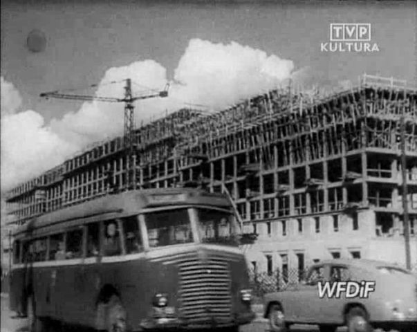 IMCDb.org: 1948 Fiat 666 RN in "Warszawa. Dokumenty walki, zniszczenia ...