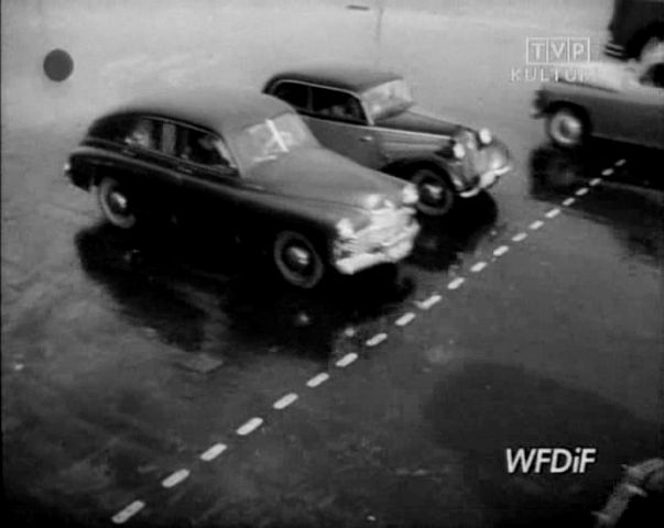 IMCDb.org: 1949 IFA F8 in "Warszawa. Dokumenty walki, zniszczenia ...