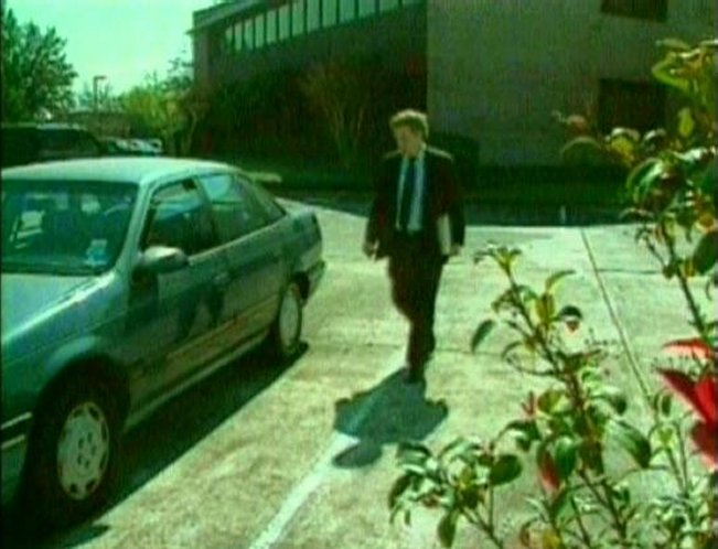 IMCDb.org: 1986 Ford Taurus [DN5] in "Creaturealm: Demons Wake, 1998"