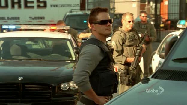 IMCDb.org: 2006 Dodge Charger 'Police Package' [LX] in "Numb3rs, 2005-2010"