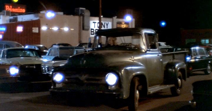 IMCDb.org: 1971 Volvo 164 in "Minnie and Moskowitz, 1971"