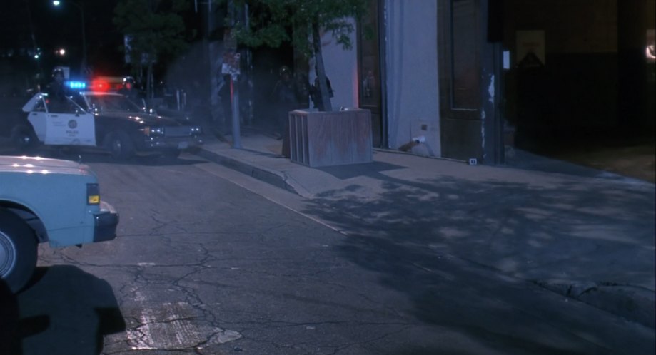 IMCDb.org: 1986 Chevrolet Caprice 9C1 in "Predator 2, 1990"