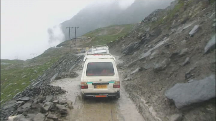 IMCDb.org: 2003 Toyota Qualis [F50] in "IRT: Deadliest Roads, 2010-2011"