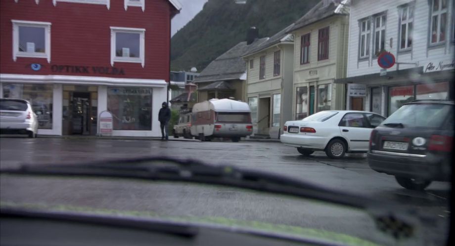 IMCDb.org: 1992 Honda Civic [EG] in "Trolljegeren, 2010"