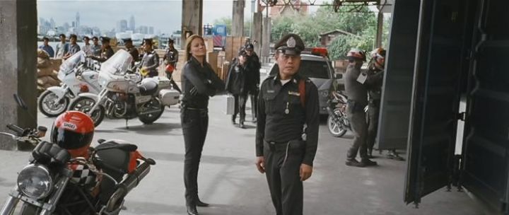 IMCDb.org: 1984 Honda CBX 750 P in "Street Fighter: The Legend of Chun ...