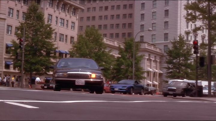 IMCDb.org: 1993 Chevrolet Camaro in "Murder at 1600, 1997"