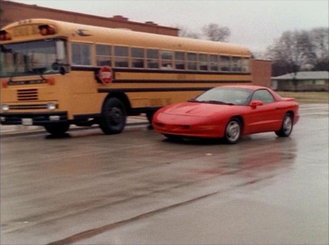 IMCDb.org: 1989 Blue Bird TC 2000 [FE] in "Walker, Texas Ranger, 1993-2001"
