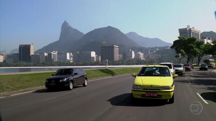 IMCDb.org: Volkswagen Gol III [Typ AB9] in "Fina Estampa, 2011-2012"