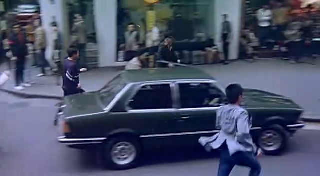 IMCDb.org: 1976 BMW 3 [E21] in "Sheng gang qi bing, 1984"