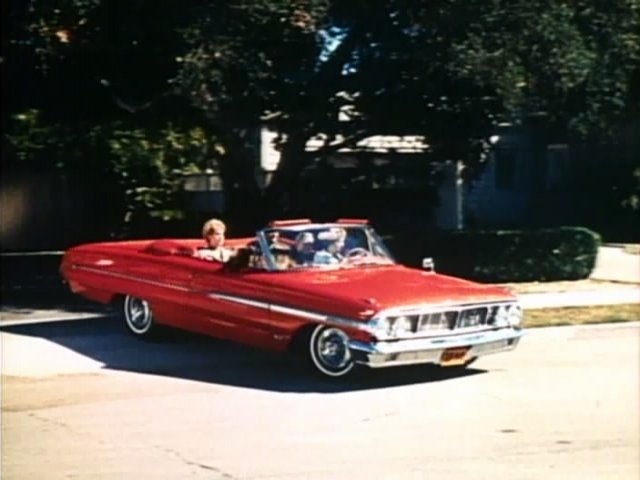 IMCDb.org: 1964 Ford Galaxie 500 XL in "Hazel, 1961-1966"