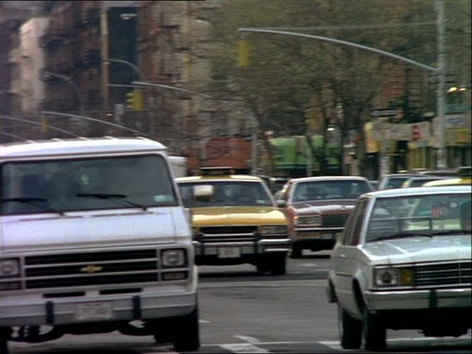 IMCDb.org: 1992 Chevrolet Chevy Van in "NYPD Blue, 1993-2005"