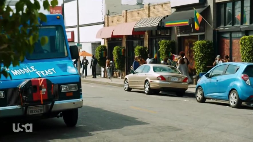 IMCDb.org: 2006 Hivco Uni-Van on GMC Workhorse W42 chassis in "NCIS ...