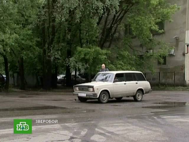 IMCDb.org: 1997 VAZ 2104 Zhiguli in "Зверобой (Beastslayer), 2009-2011"