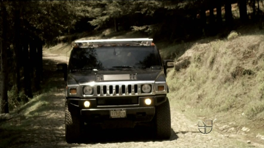 IMCDb.org: 2006 Hummer H2 [GMT820] in "Hermanos y detectives, 2009"
