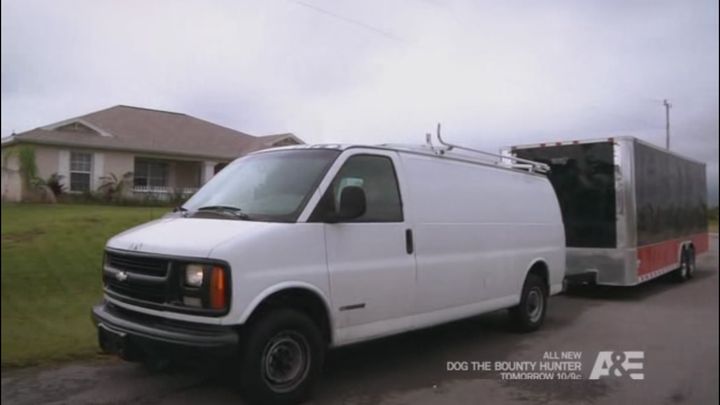 IMCDb.org: 1996 Chevrolet Express [GMT600] in "Shipping Wars, 2012-2015"