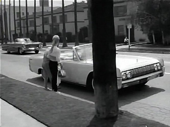 IMCDb.org: 1958 Lincoln Continental Mark III Convertible [68A] in "The ...