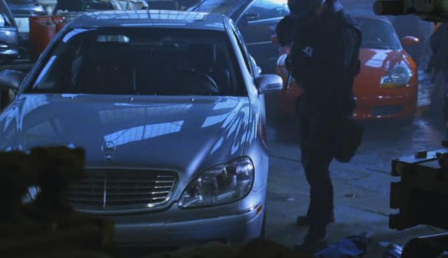 IMCDb.org: 2000 Mercedes-Benz S-Klasse [V220] in "CSI: Miami, 2002-2012"