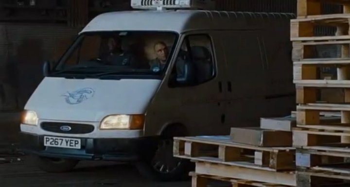 IMCDb.org: 1995 Ford Transit MkIII in "Johnny Was, 2006"