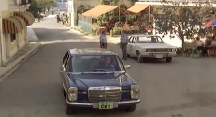 IMCDb.org: 1974 Mercedes-Benz [W115] in "On a volé la cuisse de Jupiter, 1980"