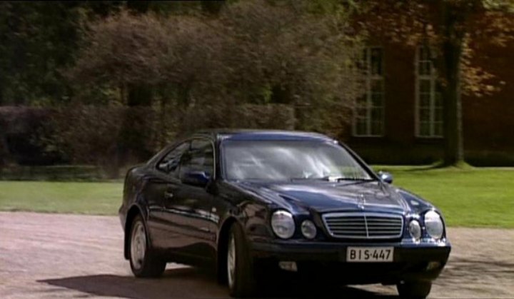 IMCDb.org: 1997 Mercedes-Benz CLK [C208] in "Jurismia!, 2002"