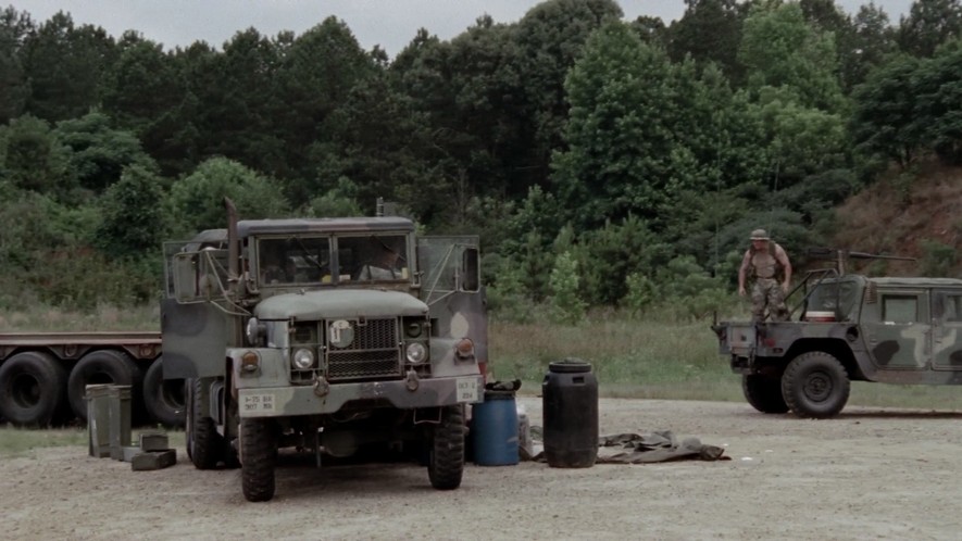 IMCDb.org: Reo M-35 [G742] in "The Walking Dead, 2010-2022"
