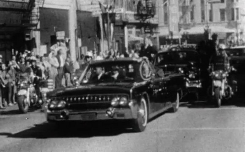 IMCDb.org: 1961 Lincoln Continental Presidential Limousine SS-100-X ...