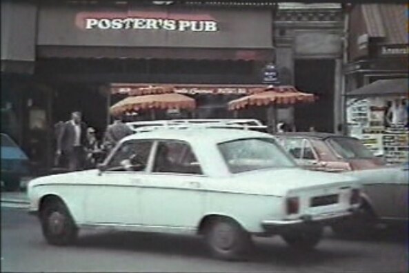 IMCDb.org: 1970 Peugeot 304 in "Draguse ou le manoir infernal, 1975"