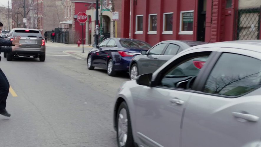 IMCDb.org: 2011 Ford Edge [U387] in "Chicago Fire, 2012-2023"