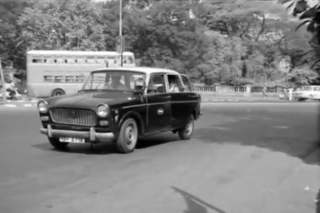 IMCDb.org: 1966 Fiat 1100 Delight [103G] in "Simhasan, 1979"