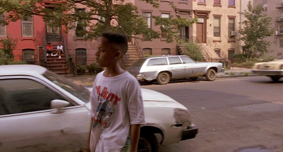 IMCDb.org: 1976 Chevrolet Chevelle Malibu in "Do the Right Thing, 1989"