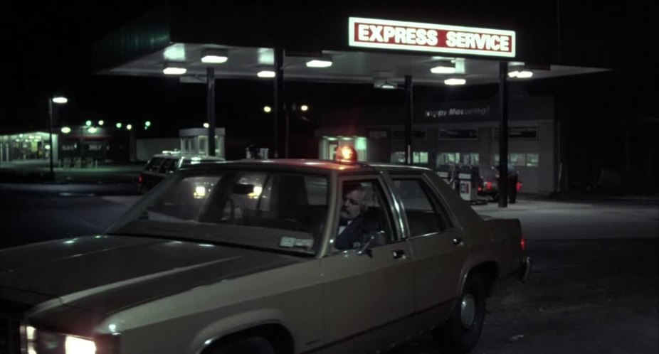 IMCDb.org: 1983 Ford LTD Crown Victoria in "F/X, 1986"