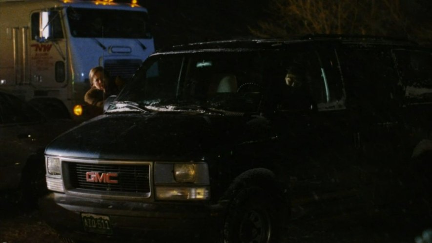 IMCDb.org: 1995 GMC Safari in "Angel Flight Down, 1996"