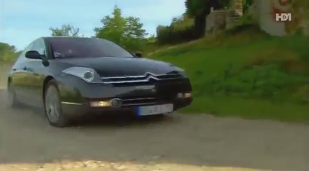 IMCDb.org: 2006 Citroën C6 in "Trois filles en cavale, 2011"