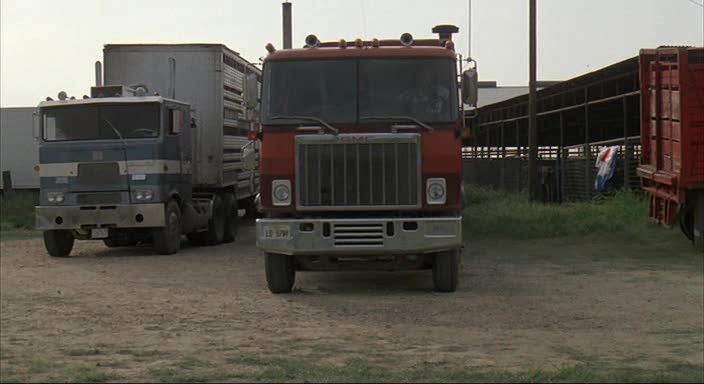 IMCDb.org: 1970 Marmon HDT-BF 86 in "Eddie Macon's Run, 1983"