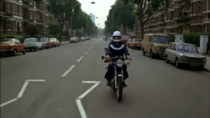 IMCDb.org: 1967 Simca 1501 Estate GL in "Adventures of a Plumber's Mate ...