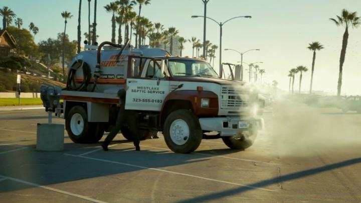 IMCDb.org: 1985 Ford F-Series Medium Duty in "NCIS: Los Angeles, 2009-2023"