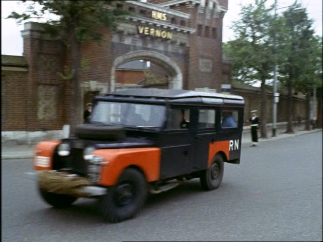 IMCDb.org: 1956 Land-Rover 107'' Series I Station Wagon Naval bomb ...