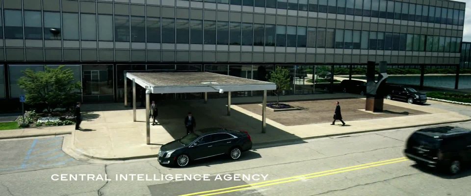 IMCDb.org: 2013 Cadillac XTS in "Transformers: Age of Extinction, 2014"