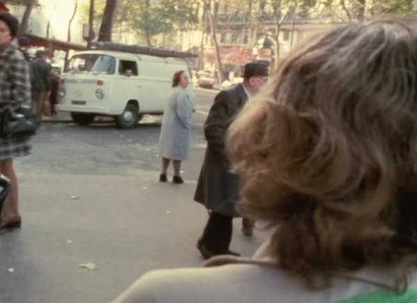 IMCDb.org: 1973 Volkswagen Camionnette T2 [Typ 2] in "Place de la ...