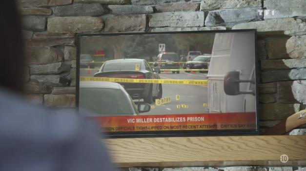 IMCDb.org: 2011 Dodge Charger Pursuit [LD] in "A Warden's Ransom, 2014"