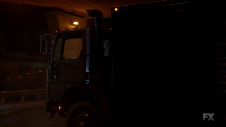 IMCDb.org: 1986 Ford Cargo CF-Series in "The Strain, 2014-2017"
