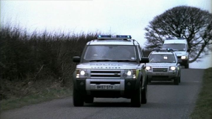 IMCDb.org: 2007 Land-Rover Discovery TDV6 HSE Series III [L319] in ...