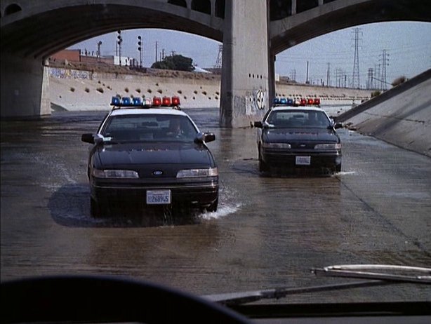IMCDb.org: 1992 Ford Crown Victoria Police Package [P72] in "Baywatch ...