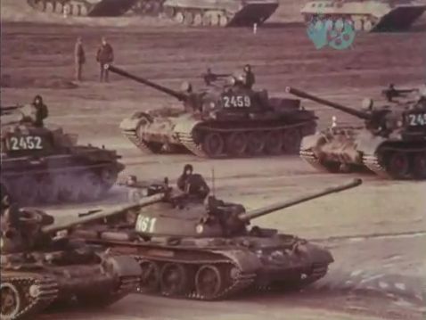 IMCDb.org: 1967 ZTS-Martin T-55 A in "Заговор скупердяев (The ...