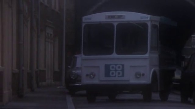 IMCDb.org: 1975 Smiths Cabac Milk Float in "Schizo, 1976"