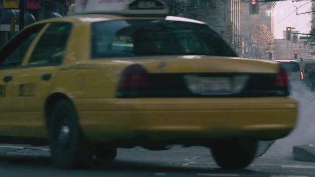 IMCDb.org: 2003 Ford Crown Victoria in "It's Christmas, Carol!, 2012"